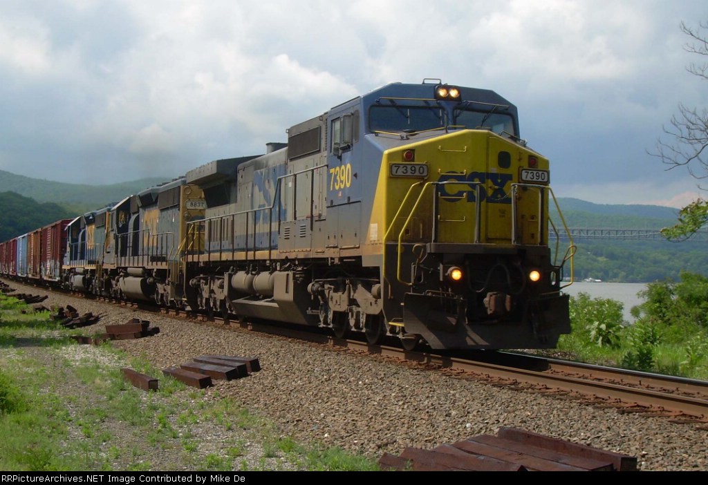 CSX 7390 Q433